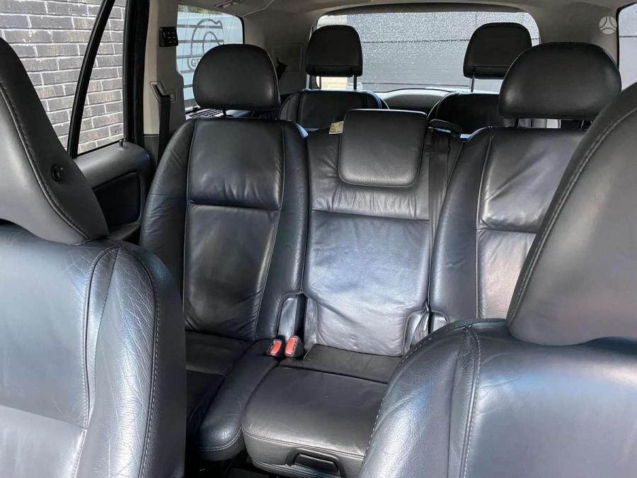 Melns Volvo XC90 2011 Marijampole, ar dzinēja tilpumu 2.40 L un nobraukumu 286 tūkst. km par 10750 €, foto 45 vietnē AUTOMOTO.COM.LV