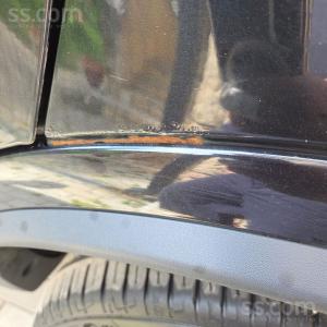 Black Volvo XC90 2011 in Riga, with an engine capacity of 2.40 L and mileage of 352 thousand km for 10600 €, photo 12 on AUTOMOTO.COM.LV