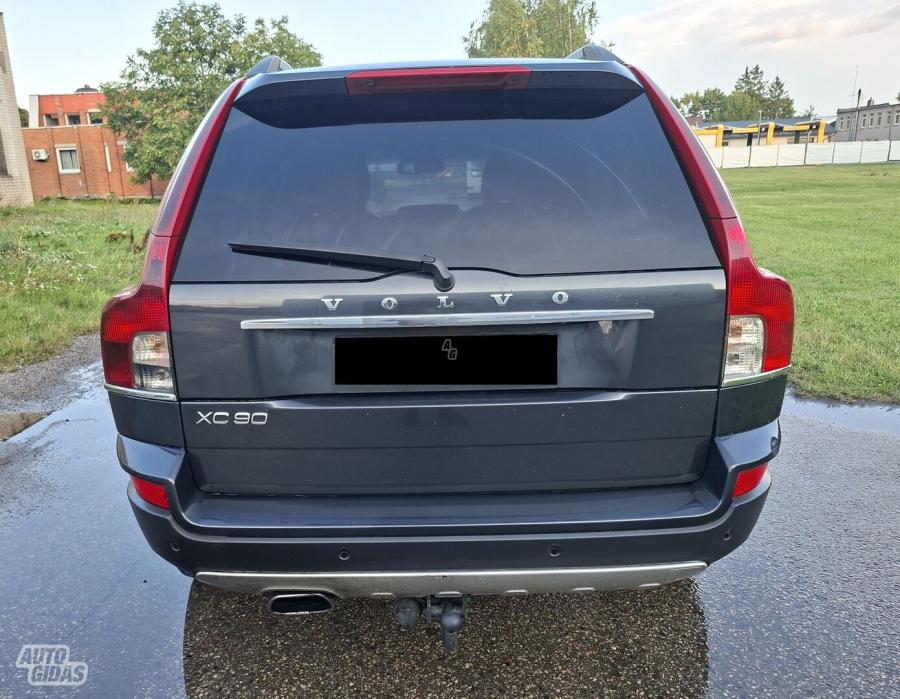 Melns Volvo XC90 2011 Marijampole, ar dzinēja tilpumu 2.40 L un nobraukumu 330 tūkst. km par 8999 €, foto 8 vietnē AUTOMOTO.COM.LV