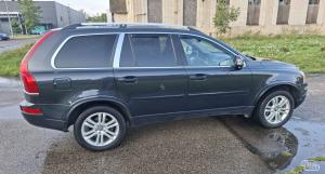 Melns Volvo XC90 2011 Marijampole, ar dzinēja tilpumu 2.40 L un nobraukumu 330 tūkst. km par 8999 €, foto 10 vietnē AUTOMOTO.COM.LV