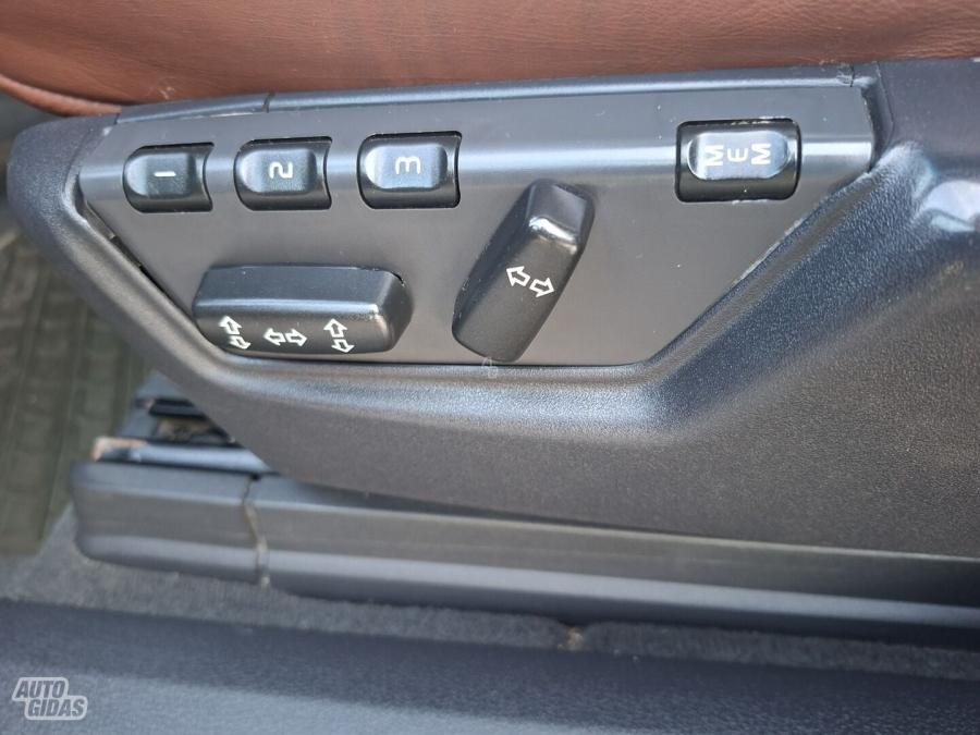 Melns Volvo XC90 2011 Marijampole, ar dzinēja tilpumu 2.40 L un nobraukumu 330 tūkst. km par 8999 €, foto 26 vietnē AUTOMOTO.COM.LV