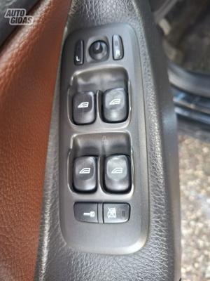 Melns Volvo XC90 2011 Marijampole, ar dzinēja tilpumu 2.40 L un nobraukumu 330 tūkst. km par 8999 €, foto 28 vietnē AUTOMOTO.COM.LV