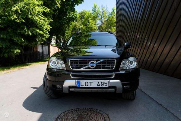 Volvo XC90 2011 Kauņa vietnē Melns Volvo XC90 2011 Kauņa, ar dzinēja tilpumu 3.19 L un nobraukumu 230 tūkst. km par 9000 €, foto 6 vietnē AUTOMOTO.COM.LV