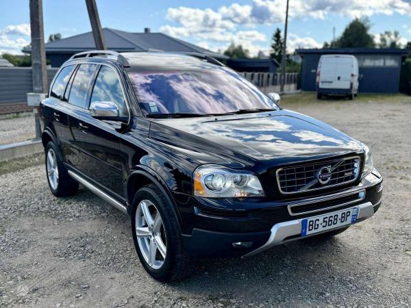 Melns Volvo XC90 2011 Viļņa, ar dzinēja tilpumu 2.40 L un nobraukumu 296 tūkst. km par 9999 €, foto 6 vietnē AUTOMOTO.COM.LV