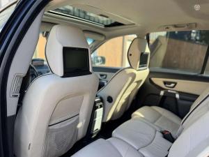 Black Volvo XC90 2011 in Vilnius, with an engine capacity of 2.40 L and mileage of 296 thousand km for 9999 €, photo 25 on AUTOMOTO.COM.LV