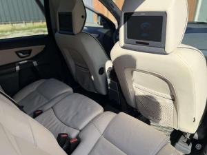 Black Volvo XC90 2011 in Vilnius, with an engine capacity of 2.40 L and mileage of 296 thousand km for 9999 €, photo 31 on AUTOMOTO.COM.LV