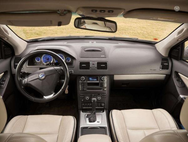 Melns Volvo XC90 2011 Rīga, ar dzinēja tilpumu 3.19 L un nobraukumu 355 tūkst. km par 8950 €, foto 7 vietnē AUTOMOTO.COM.LV