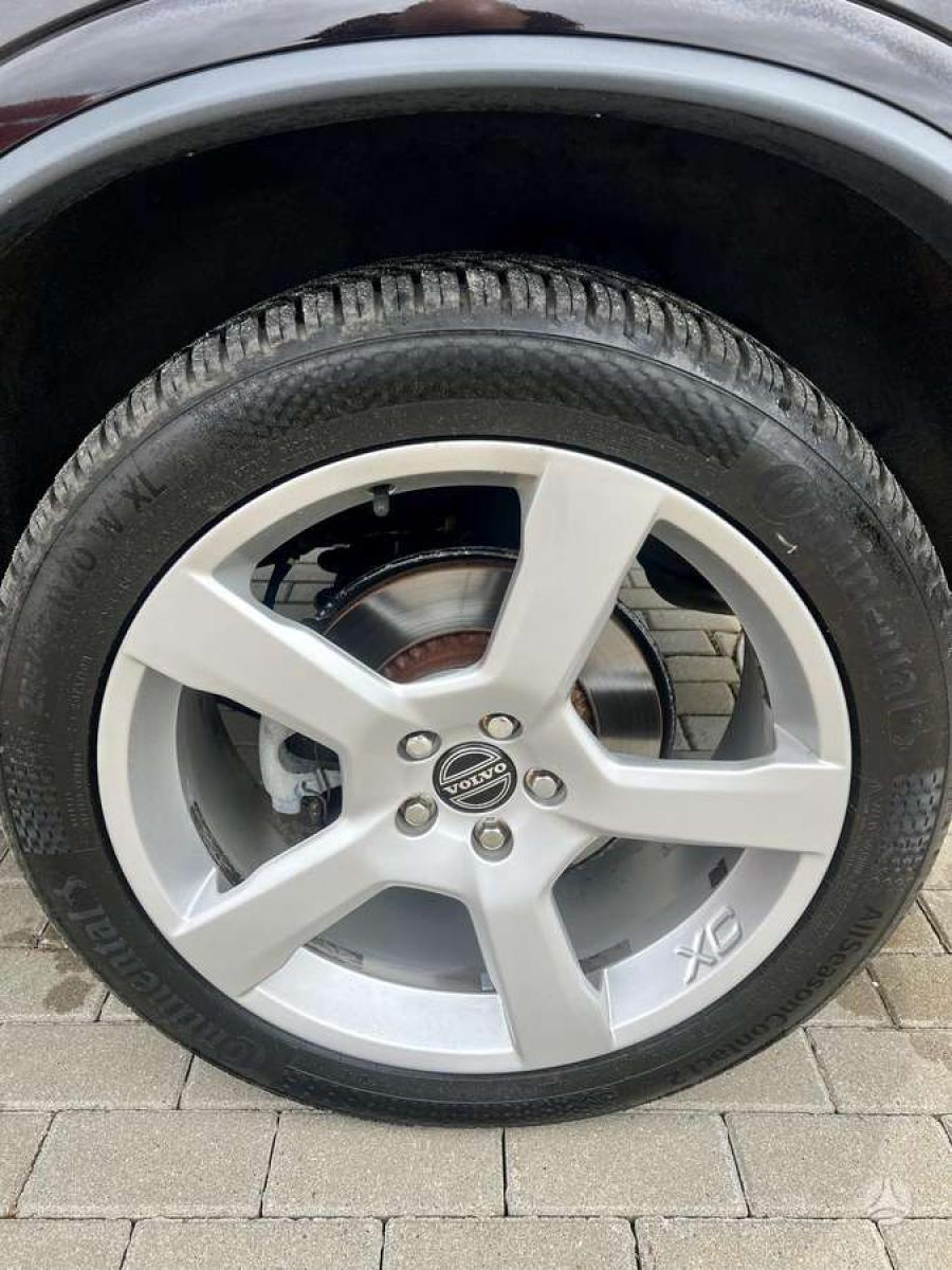Melns Volvo XC90 2011 Kauņa, ar dzinēja tilpumu 2.40 L un nobraukumu 286 tūkst. km par 9499 €, foto 29 vietnē AUTOMOTO.COM.LV