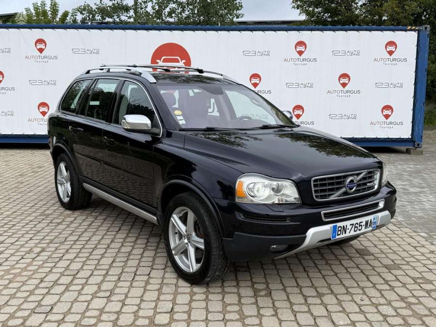 Melns Volvo XC90 2011 Tauragė, ar dzinēja tilpumu 2.40 L un nobraukumu 251 tūkst. km par 8800 €, foto 1 vietnē AUTOMOTO.COM.LV