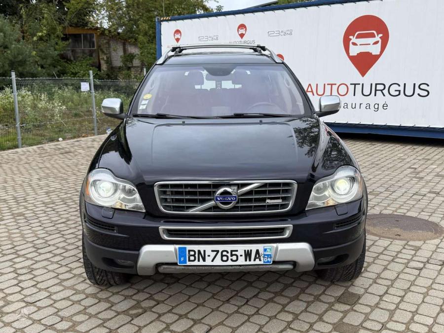 Melns Volvo XC90 2011 Tauragė, ar dzinēja tilpumu 2.40 L un nobraukumu 251 tūkst. km par 8800 €, foto 3 vietnē AUTOMOTO.COM.LV