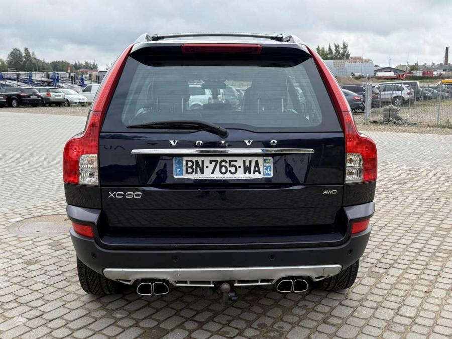 Melns Volvo XC90 2011 Tauragė, ar dzinēja tilpumu 2.40 L un nobraukumu 251 tūkst. km par 8800 €, foto 7 vietnē AUTOMOTO.COM.LV