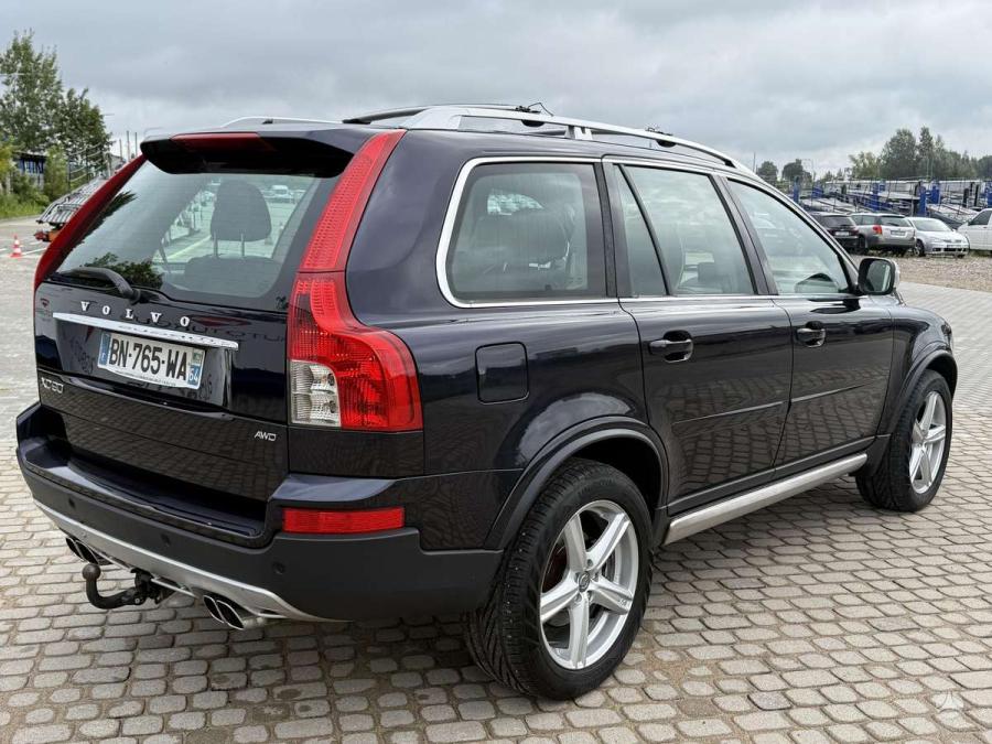 Melns Volvo XC90 2011 Tauragė, ar dzinēja tilpumu 2.40 L un nobraukumu 251 tūkst. km par 8800 €, foto 8 vietnē AUTOMOTO.COM.LV