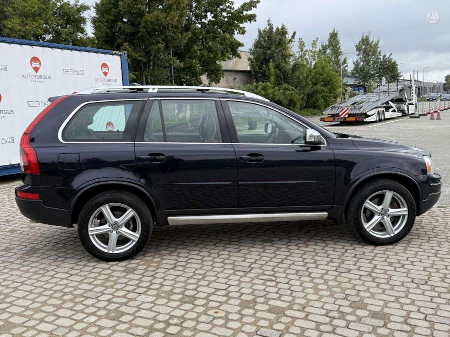 Melns Volvo XC90 2011 Tauragė, ar dzinēja tilpumu 2.40 L un nobraukumu 251 tūkst. km par 8800 €, foto 9 vietnē AUTOMOTO.COM.LV