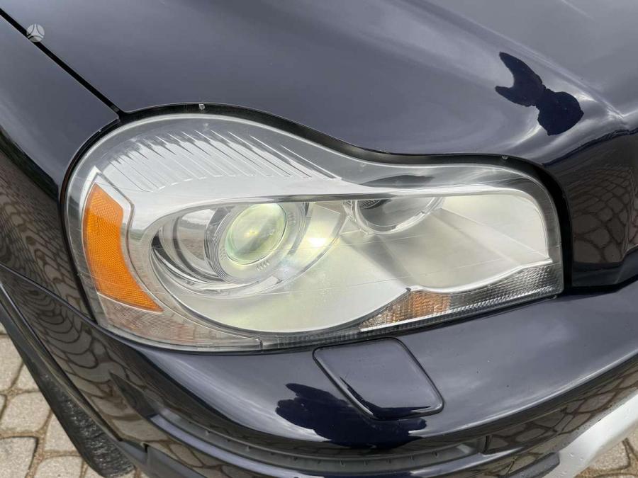Melns Volvo XC90 2011 Tauragė, ar dzinēja tilpumu 2.40 L un nobraukumu 251 tūkst. km par 8800 €, foto 28 vietnē AUTOMOTO.COM.LV