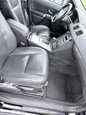 Melns Volvo XC90 2011 Rēzekne, ar dzinēja tilpumu 2.40 L un nobraukumu 291 tūkst. km par 8900 €, foto 15 vietnē AUTOMOTO.COM.LV