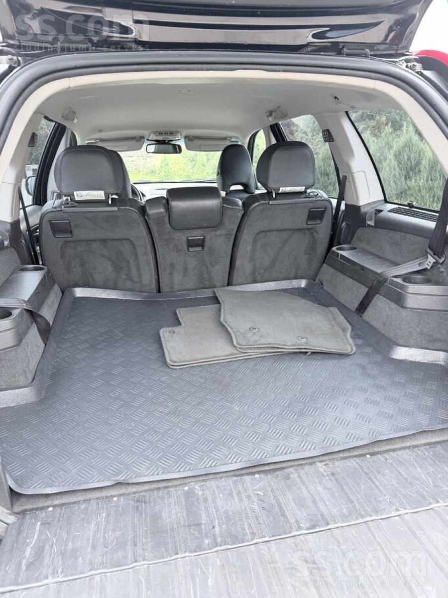 Melns Volvo XC90 2011 Rēzekne, ar dzinēja tilpumu 2.40 L un nobraukumu 291 tūkst. km par 8900 €, foto 18 vietnē AUTOMOTO.COM.LV