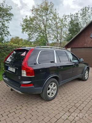 Black Volvo XC90 2011 in Riga, with an engine capacity of 2.40 L and mileage of 337 thousand km for 8700 €, photo 11 on AUTOMOTO.COM.LV