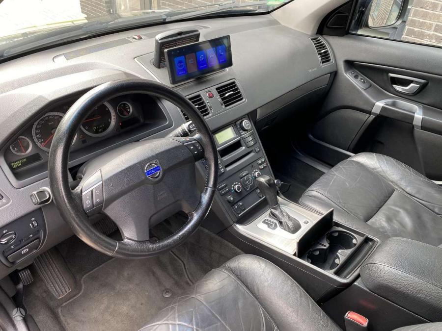 Melns Volvo XC90 2011 Marijampole, ar dzinēja tilpumu 2.40 L un nobraukumu 286 tūkst. km par 10650 €, foto 31 vietnē AUTOMOTO.COM.LV