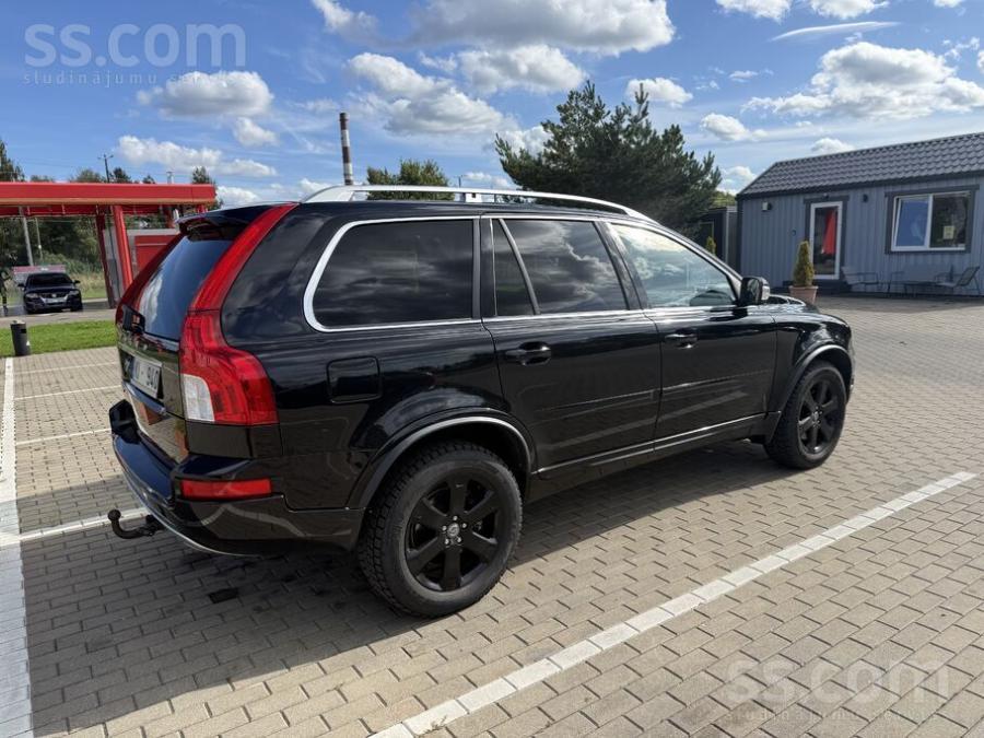 Melns Volvo XC90 2011 Rīga, ar dzinēja tilpumu 2.40 L un nobraukumu 290 tūkst. km par 9700 €, foto 5 vietnē AUTOMOTO.COM.LV