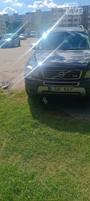 Melns Volvo XC90 2011 Panevēža, ar dzinēja tilpumu 2.40 L un nobraukumu 420 tūkst. km par 7200 €, foto 6 vietnē AUTOMOTO.COM.LV