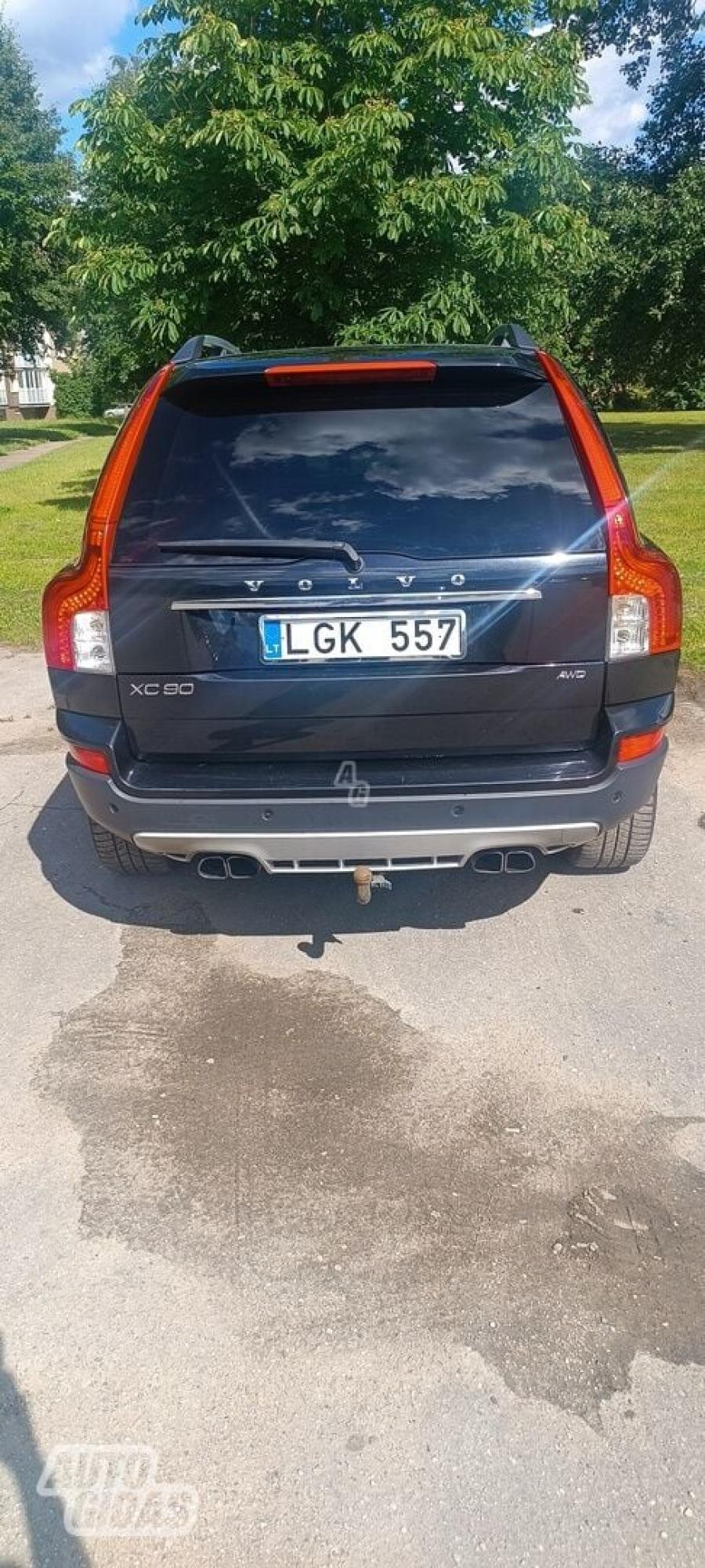 Melns Volvo XC90 2011 Panevēža, ar dzinēja tilpumu 2.40 L un nobraukumu 420 tūkst. km par 7200 €, foto 8 vietnē AUTOMOTO.COM.LV