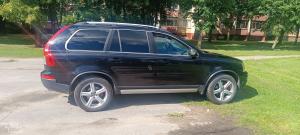 Melns Volvo XC90 2011 Panevēža, ar dzinēja tilpumu 2.40 L un nobraukumu 420 tūkst. km par 7200 €, foto 9 vietnē AUTOMOTO.COM.LV