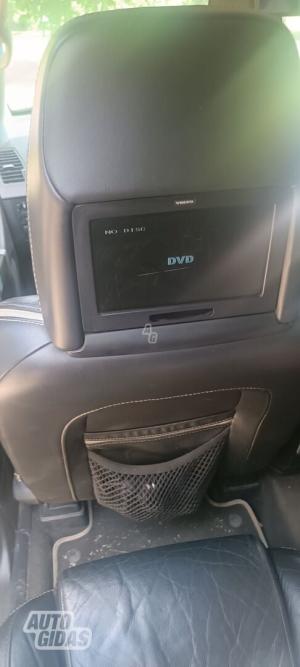 Melns Volvo XC90 2011 Panevēža, ar dzinēja tilpumu 2.40 L un nobraukumu 420 tūkst. km par 7200 €, foto 13 vietnē AUTOMOTO.COM.LV