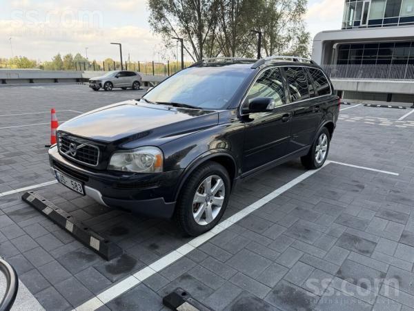 Melns Volvo XC90 2011 Rīga, ar dzinēja tilpumu 2.40 L un nobraukumu 420 tūkst. km par 8150 €, foto 8 vietnē AUTOMOTO.COM.LV