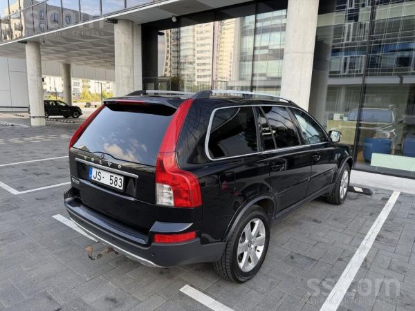 Melns Volvo XC90 2011 Rīga, ar dzinēja tilpumu 2.40 L un nobraukumu 420 tūkst. km par 8150 €, foto 10 vietnē AUTOMOTO.COM.LV