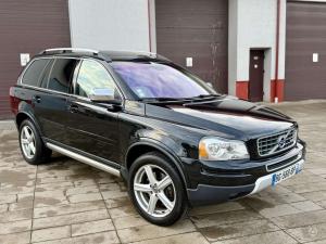 Black Volvo XC90 2011 in Raseiniai, with an engine capacity of 2.40 L and mileage of 296 thousand km for 8650 €, photo 3 on AUTOMOTO.COM.LV