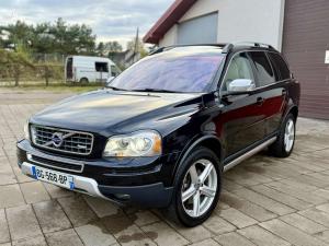 Black Volvo XC90 2011 in Raseiniai, with an engine capacity of 2.40 L and mileage of 296 thousand km for 8650 €, photo 4 on AUTOMOTO.COM.LV