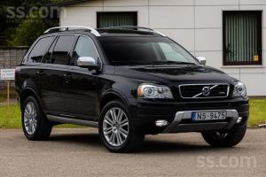 Melns Volvo XC90 2012 Jelgava, ar dzinēja tilpumu 2.40 L un nobraukumu 287 tūkst. km par 11850 €, foto 3 vietnē AUTOMOTO.COM.LV