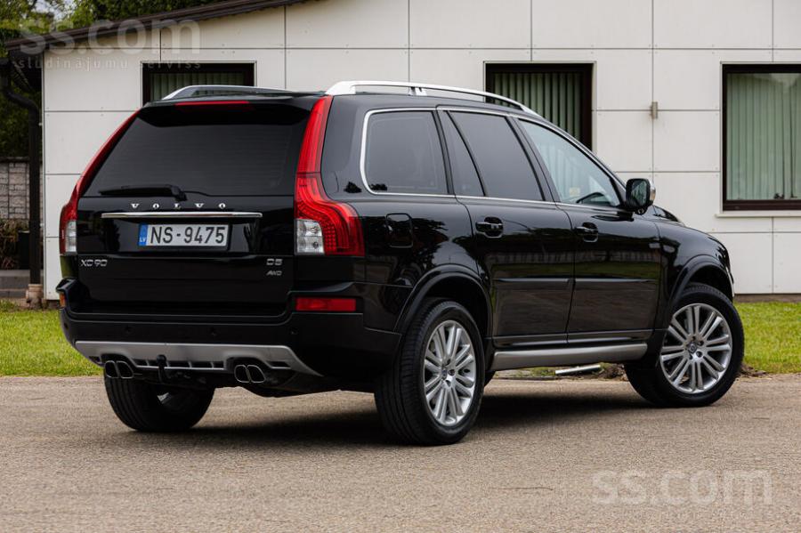 Melns Volvo XC90 2012 Jelgava, ar dzinēja tilpumu 2.40 L un nobraukumu 287 tūkst. km par 11850 €, foto 4 vietnē AUTOMOTO.COM.LV