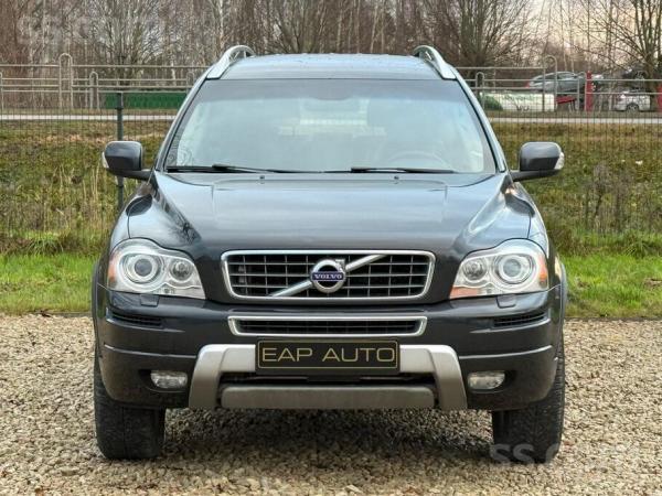Black Volvo XC90 2012 in Jelgava, with an engine capacity of 2.40 L and mileage of 0 thousand km for 10650 €, photo 2 on AUTOMOTO.COM.LV