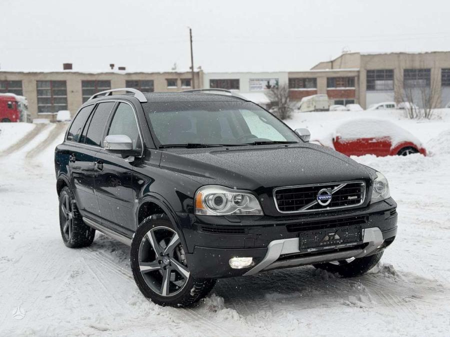 Melns Volvo XC90 2012 Utena, ar dzinēja tilpumu 2.40 L un nobraukumu 290 tūkst. km par 11290 €, foto 1 vietnē AUTOMOTO.COM.LV