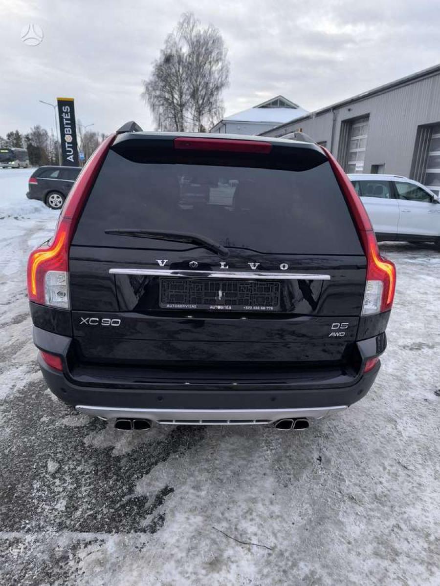 Melns Volvo XC90 2012 Joniškis, ar dzinēja tilpumu 2.40 L un nobraukumu 256 tūkst. km par 11200 €, foto 4 vietnē AUTOMOTO.COM.LV