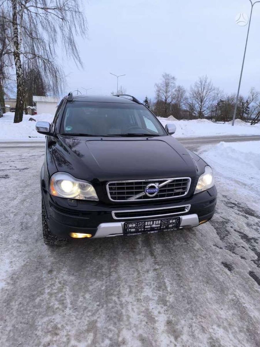 Melns Volvo XC90 2012 Joniškis, ar dzinēja tilpumu 2.40 L un nobraukumu 256 tūkst. km par 11200 €, foto 19 vietnē AUTOMOTO.COM.LV