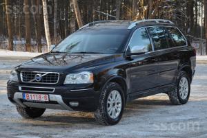 Black Volvo XC90 2012 in Riga, with an engine capacity of 2.40 L and mileage of 268 thousand km for 11990 €, photo 6 on AUTOMOTO.COM.LV