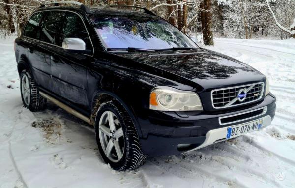 Melns Volvo XC90 2012 Viļņa, ar dzinēja tilpumu 2.40 L un nobraukumu 272 tūkst. km par 10750 €, foto 8 vietnē AUTOMOTO.COM.LV