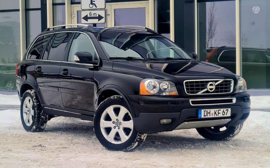 Black Volvo XC90 2012 in Vilnius, with an engine capacity of 2.40 L and mileage of 236 thousand km for 10850 €, photo 2 on AUTOMOTO.COM.LV