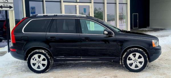 Melns Volvo XC90 2012 Viļņa, ar dzinēja tilpumu 2.40 L un nobraukumu 236 tūkst. km par 10850 €, foto 6 vietnē AUTOMOTO.COM.LV