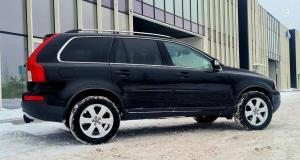 Black Volvo XC90 2012 in Vilnius, with an engine capacity of 2.40 L and mileage of 236 thousand km for 10850 €, photo 7 on AUTOMOTO.COM.LV