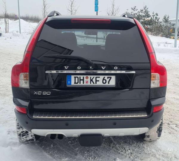 Melns Volvo XC90 2012 Viļņa, ar dzinēja tilpumu 2.40 L un nobraukumu 236 tūkst. km par 10850 €, foto 10 vietnē AUTOMOTO.COM.LV