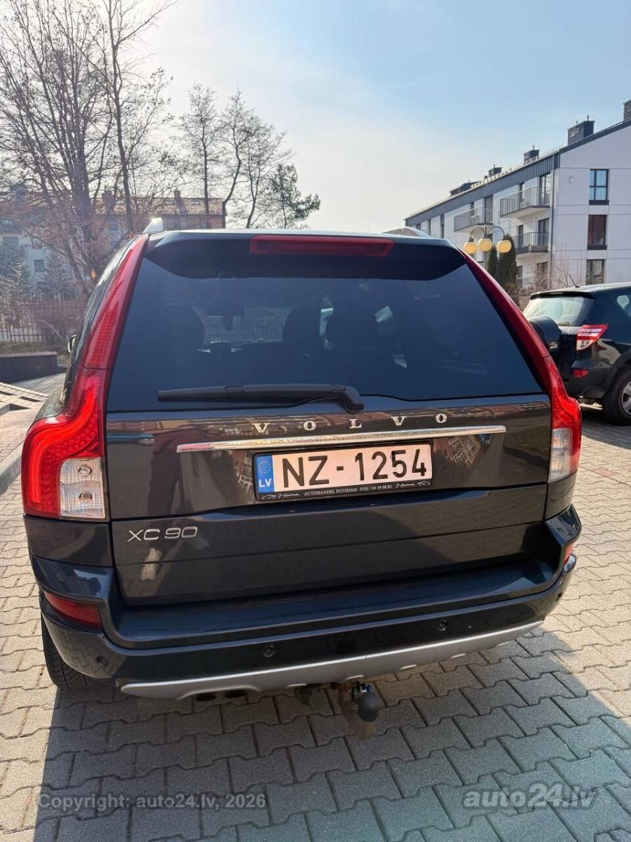 Melns Volvo XC90 2012 Rīga, ar dzinēja tilpumu 0.00 L un nobraukumu 0 tūkst. km par 9990 €, foto 6 vietnē AUTOMOTO.COM.LV
