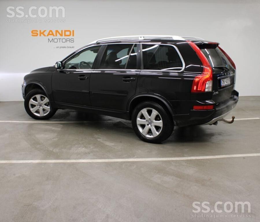 Melns Volvo XC90 2012 Rīga, ar dzinēja tilpumu 2.40 L un nobraukumu 336 tūkst. km par 10390 €, foto 7 vietnē AUTOMOTO.COM.LV