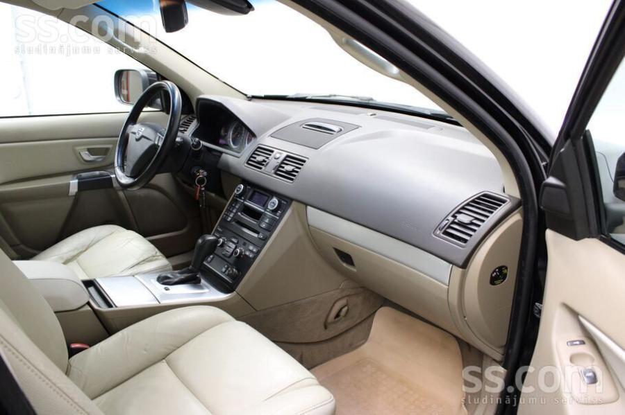 Melns Volvo XC90 2012 Rīga, ar dzinēja tilpumu 2.40 L un nobraukumu 336 tūkst. km par 10390 €, foto 12 vietnē AUTOMOTO.COM.LV