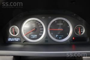 Melns Volvo XC90 2012 Rīga, ar dzinēja tilpumu 2.40 L un nobraukumu 336 tūkst. km par 10990 €, foto 17 vietnē AUTOMOTO.COM.LV