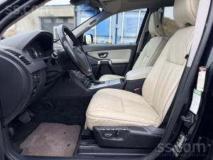 Black Volvo XC90 2012 in Riga, with an engine capacity of 2.40 L and mileage of 305 thousand km for 9995 €, photo 10 on AUTOMOTO.COM.LV