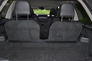 Black Volvo XC90 2012 in Vilnius, with an engine capacity of 2.40 L and mileage of 299 thousand km for 11200 €, photo 17 on AUTOMOTO.COM.LV