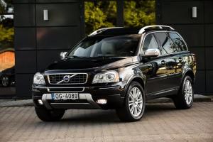 Black Volvo XC90 2012 in Jelgava, with an engine capacity of 2.40 L and mileage of 278 thousand km for 12999 €, photo  on AUTOMOTO.COM.LV